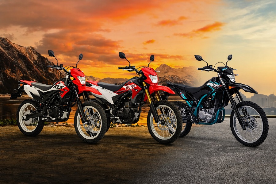 Kawasaki KLX 150 SM vs Yamaha WR155 R: Adu Motor Trail-Supermoto Paling ...