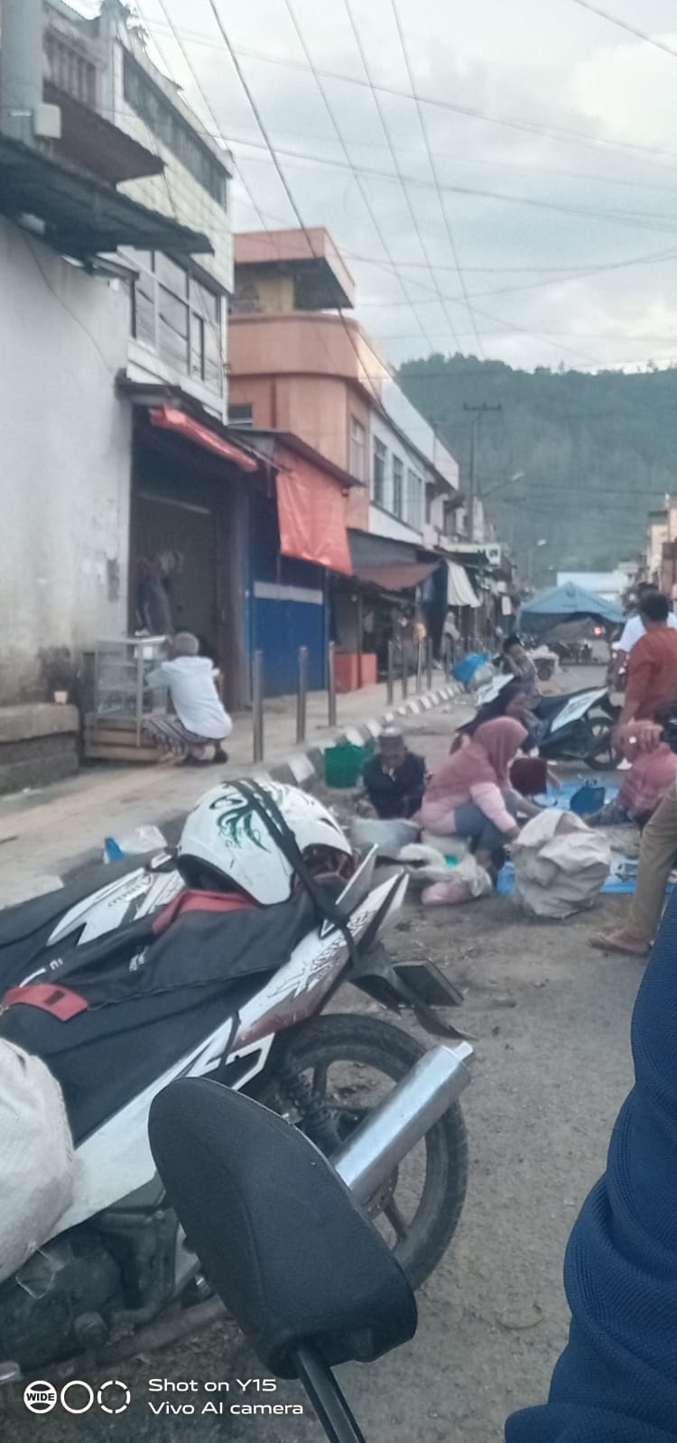 Waduh! Pedagang Pasar Tanjung Bajure Sungaipenuh Kembali Berjualan di ...